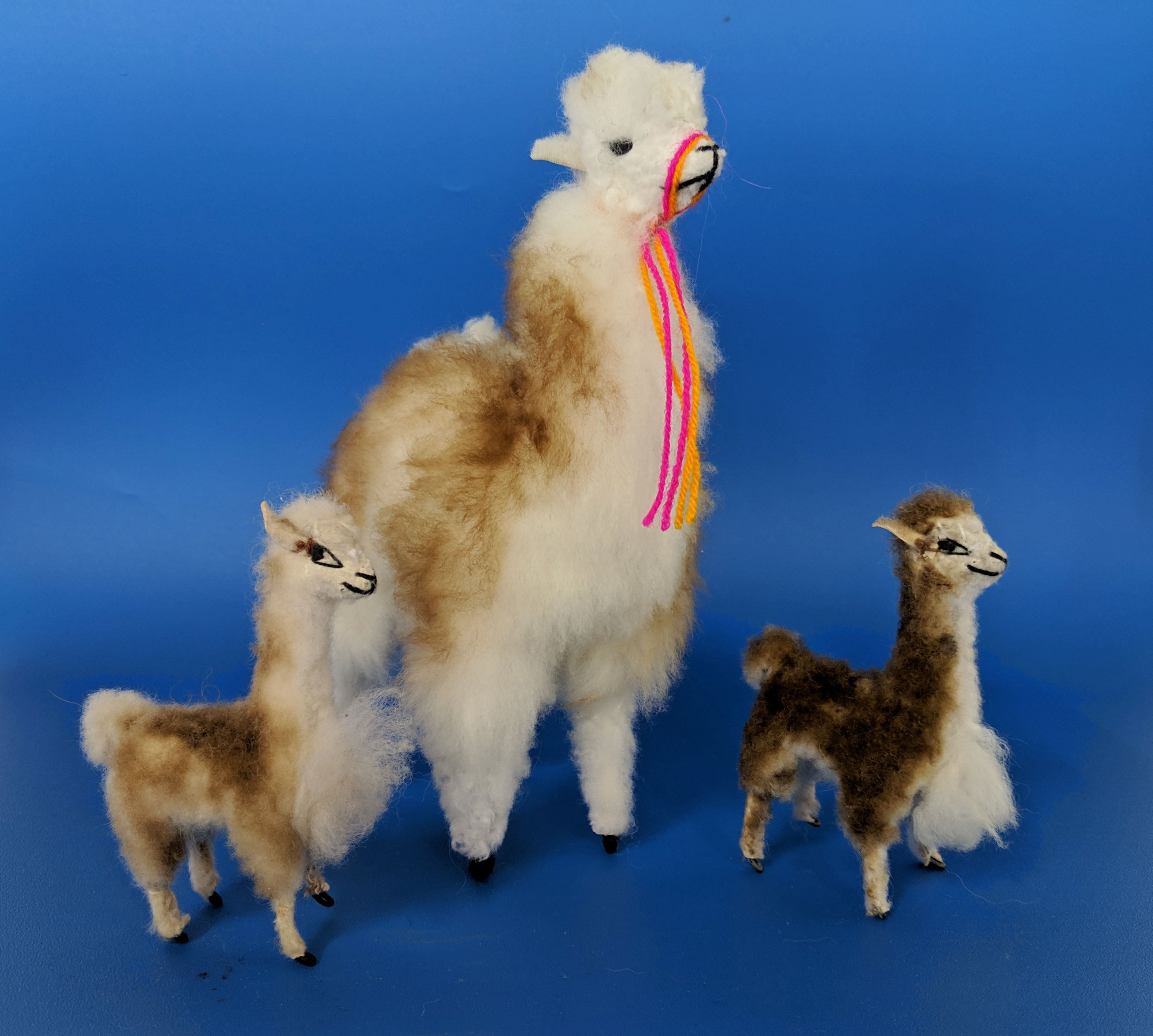 Online Buy vicuna farm family at Low Price – Inspired Peru